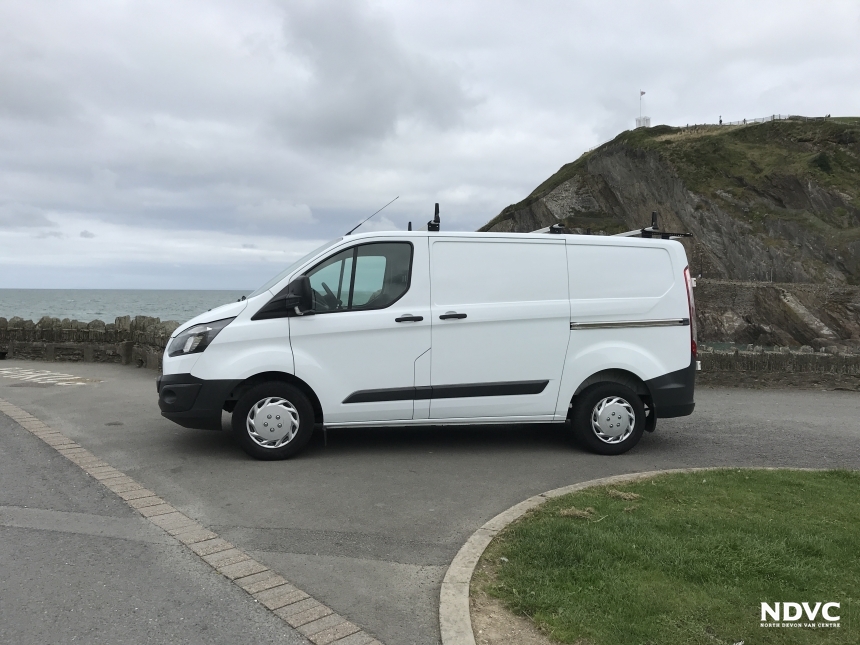 Ford Transit Custom LWB 2015(65) 44k miles Â£11995+vat from Â£69pw ...